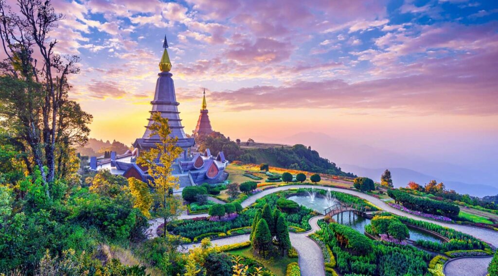 Say đắm với vẻ đẹp cổ kính của 15 ngôi chùa hàng trăm tuổi ở Chiang Mai ...